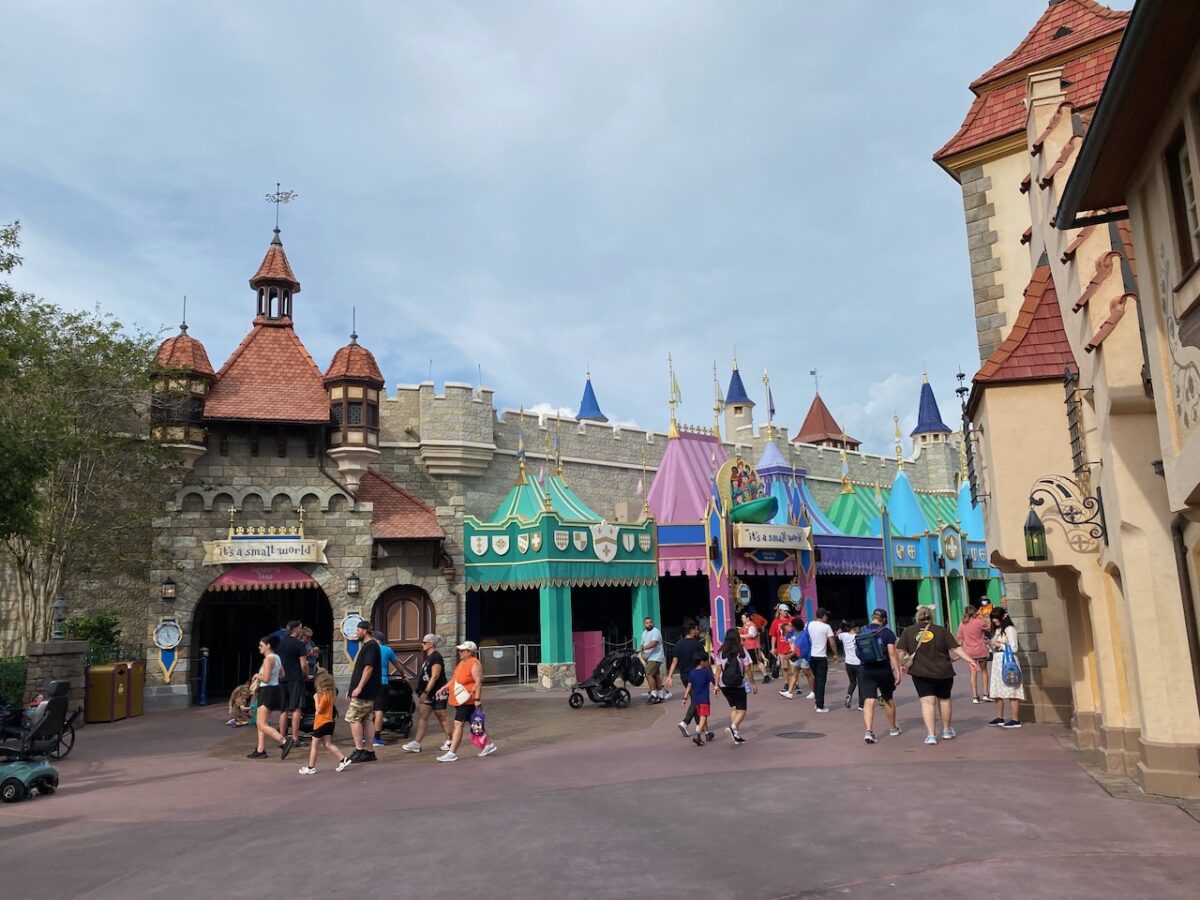 It's a Small World Disney - 5 Things You Didn't Know - Steps to Magic