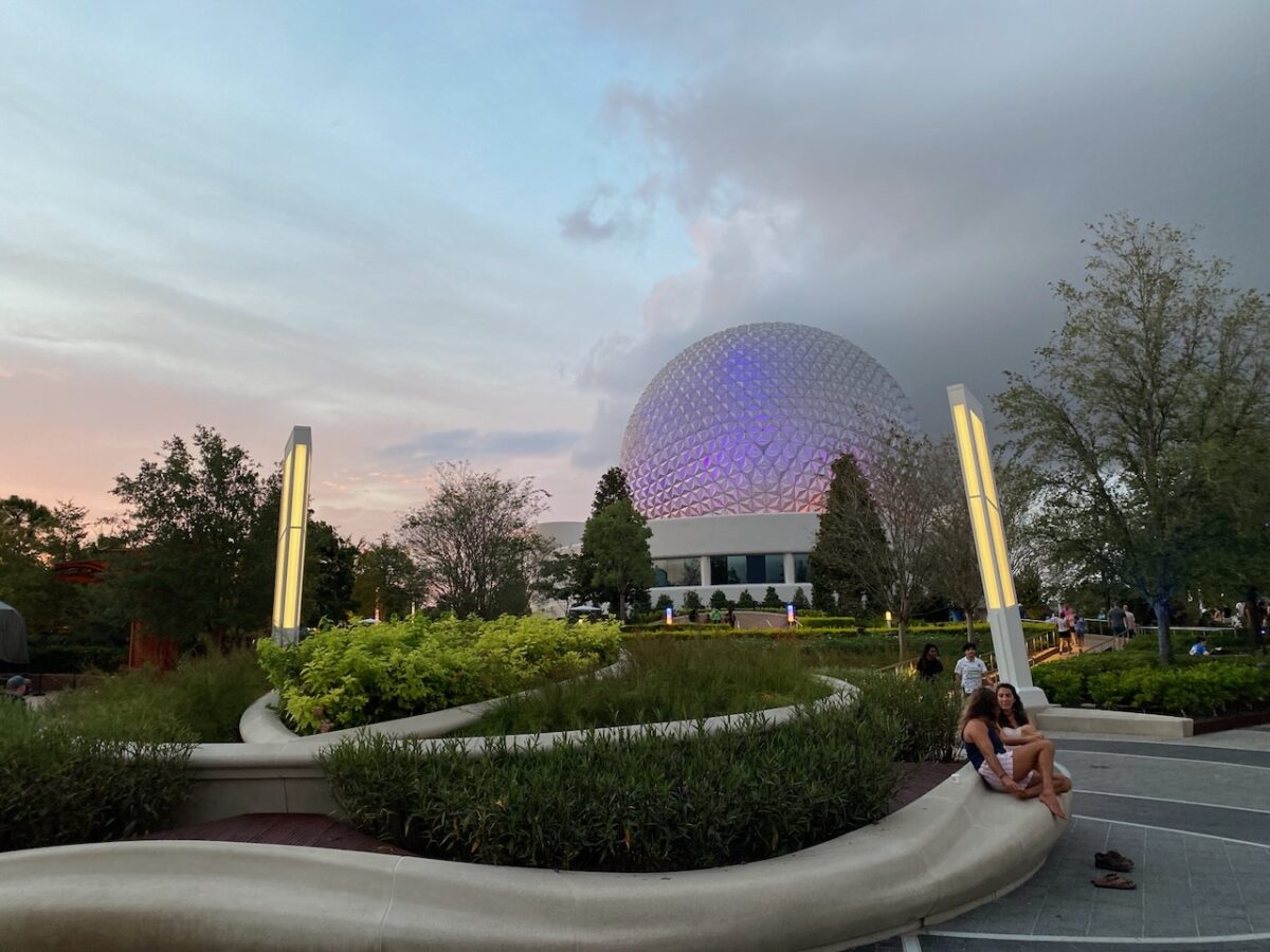 Disney World WiFi Guide - Where to Get Free Internet - Steps to Magic