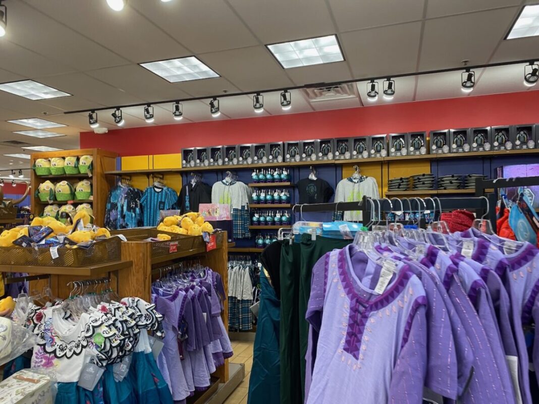 Disney Character Warehouse - Ultimate Money-Saving Guide - Steps to Magic