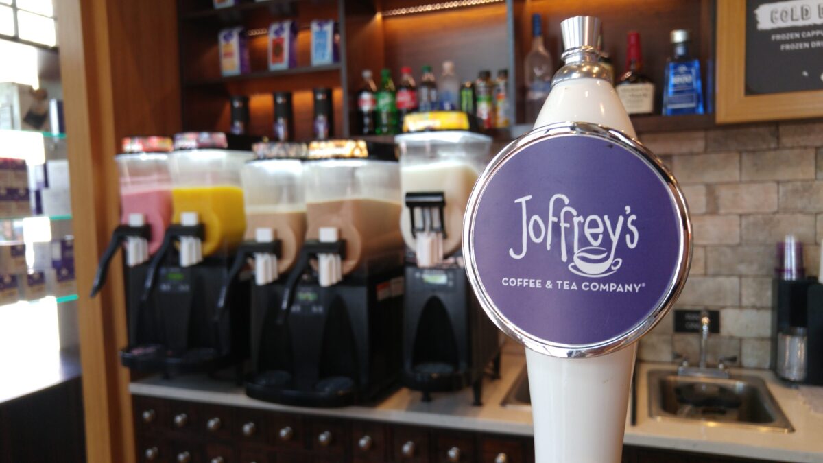 Everything You Need to Know About Joffrey's Coffee at Disney - Steps to ...